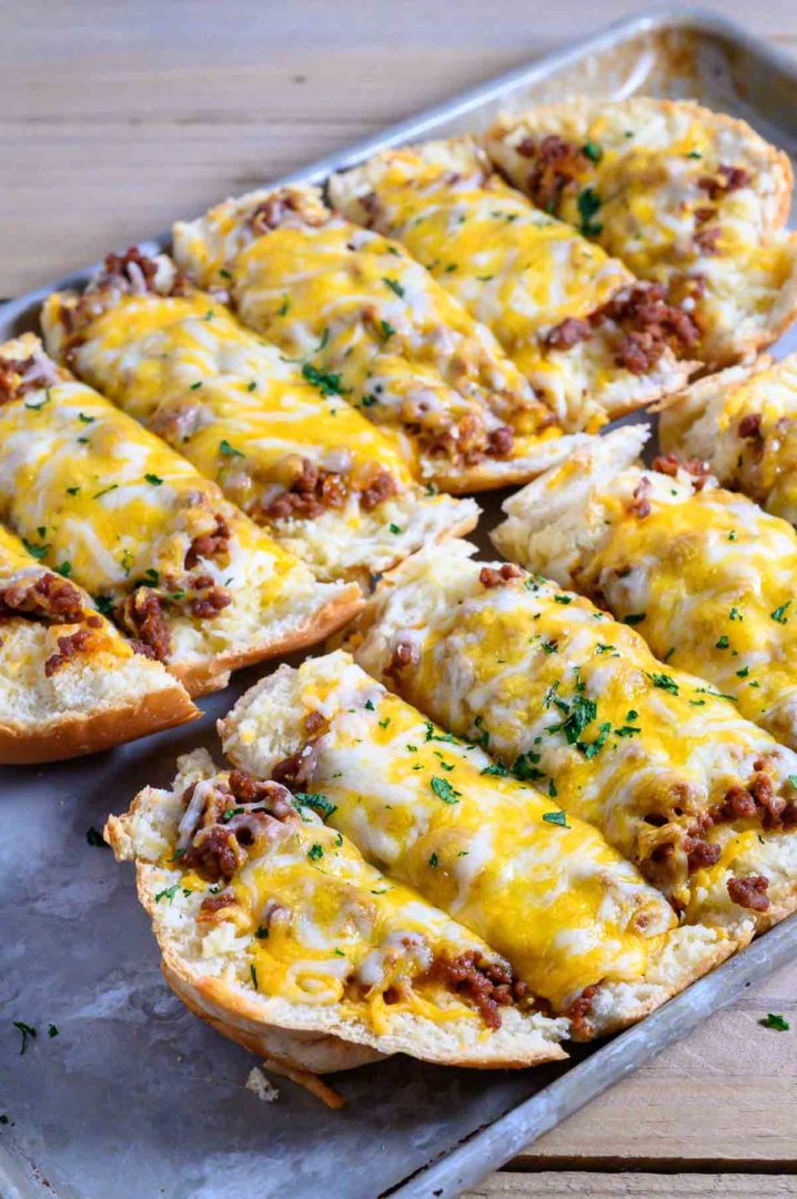 Ground Beef and Garlic Bread (Just 30 minutes!) - Zona's Lazy Recipes