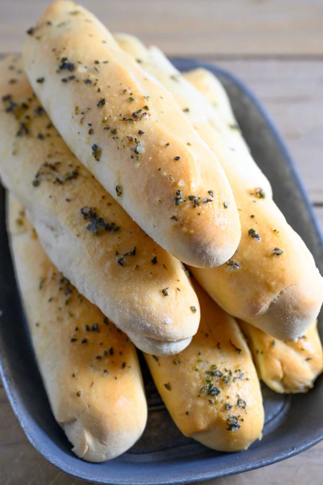 6 Ingredient Italian Breadsticks (with Vegan option) - Zona's Lazy Recipes